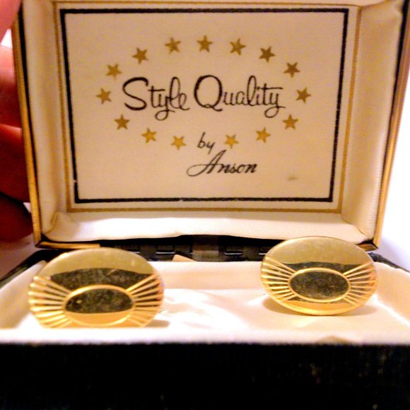 Anson | Accessories | Vintage Anson Style Quality Gold Tone Engravable ...